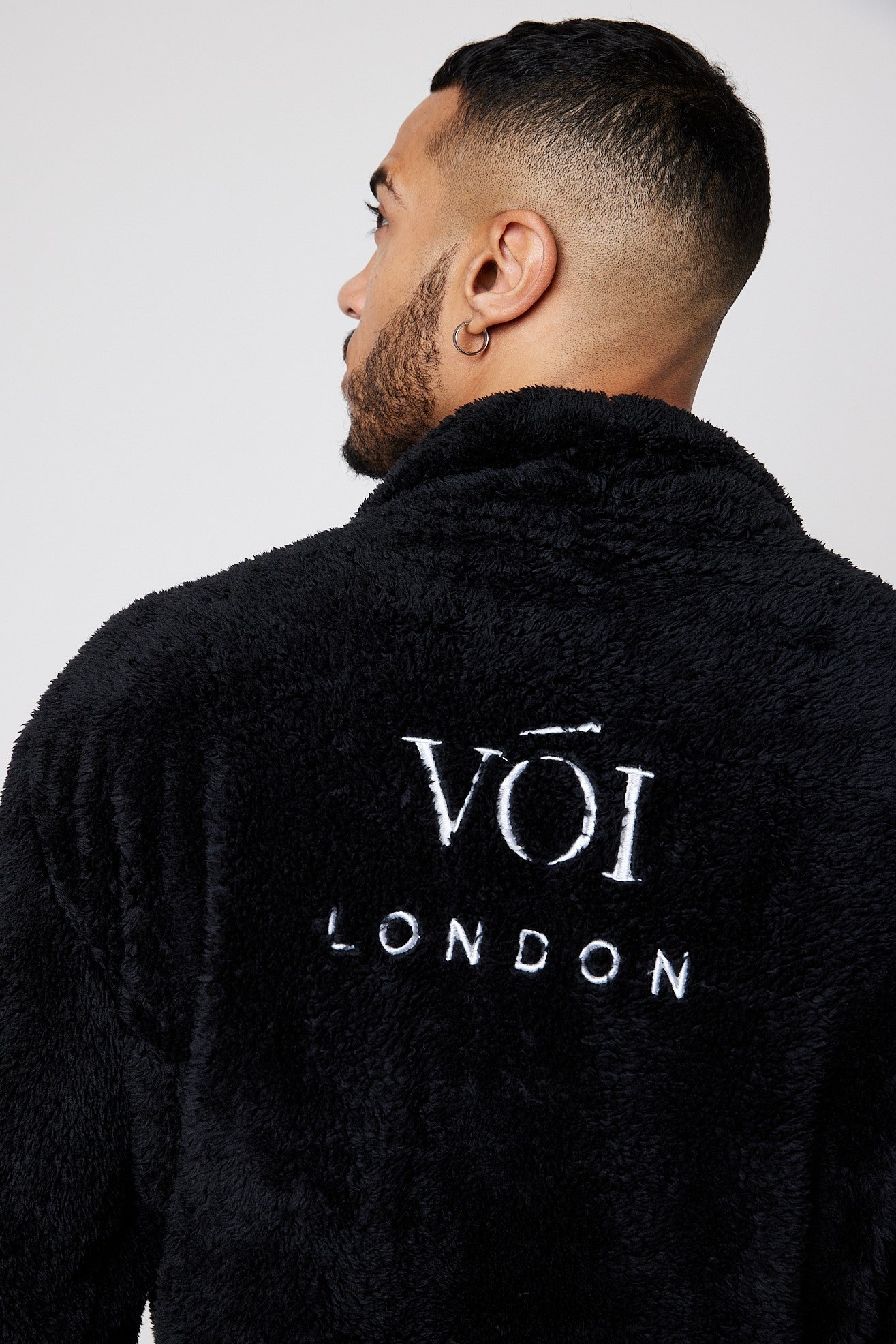 VOI Dressing Gown - Black – brandsfornothing